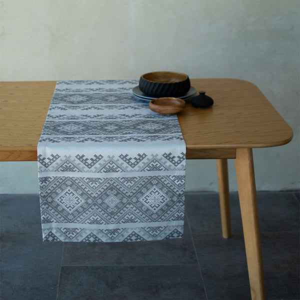 Ukrainian Table Runner – Ukieology Fashion and Decor